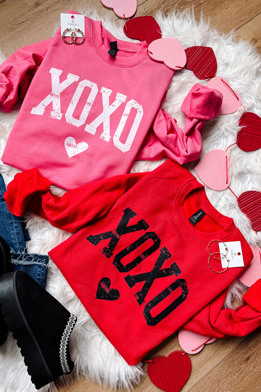 XOXO Heart Graphic Sweatshirt - Multiple Colors – Aiden & Oak